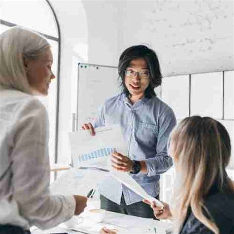 Human Resource Development Strategy Versed In Current Management Trends