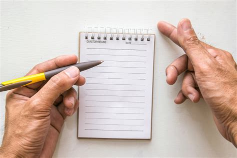 남자 책상 나무 Backgroundusing 벽지 교육 비즈니스 사진에 쓰기 메모장 및 연필 종이 개념 개체 또는 복사
