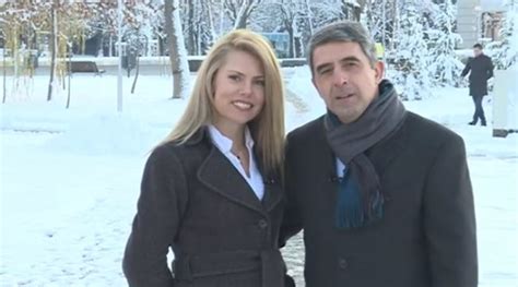 Деси Банова и Плевнелиев за първи път заедно официално пред камерите Видео Всичко за жената