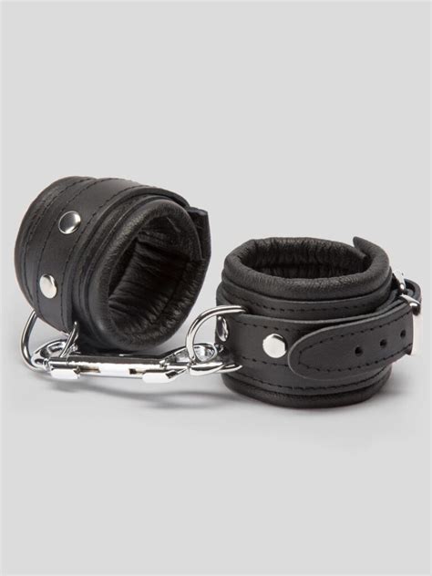 13 Best Handcuffs For Sex For Couples Bondage Bedbible Com