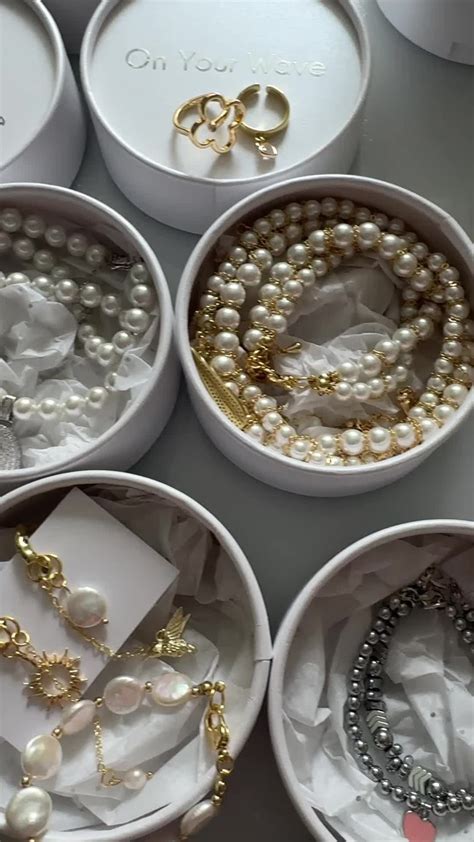 Украшения ручной работыЖемчуг💫 On Instagram Индивидуальное украшение Именное колье из мелкого