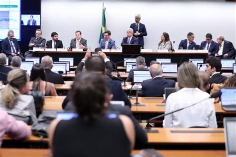 Modelo De “cashback” Enfrenta Resistências Em Debate Sobre Reforma
