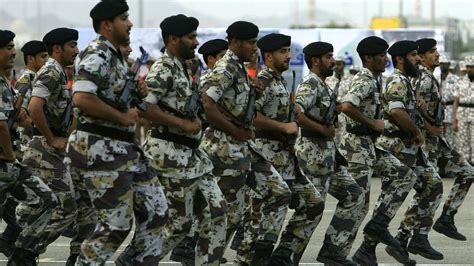 تجنيد للنساء إعلان وزارة الدفاع السعودية يثير نقاشا عبر مواقع التواصل