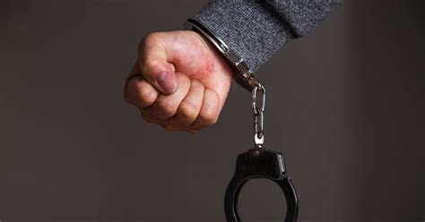 먹튀 사기로 400명 피해…유명 의류 쇼핑몰 30대 대표 송치