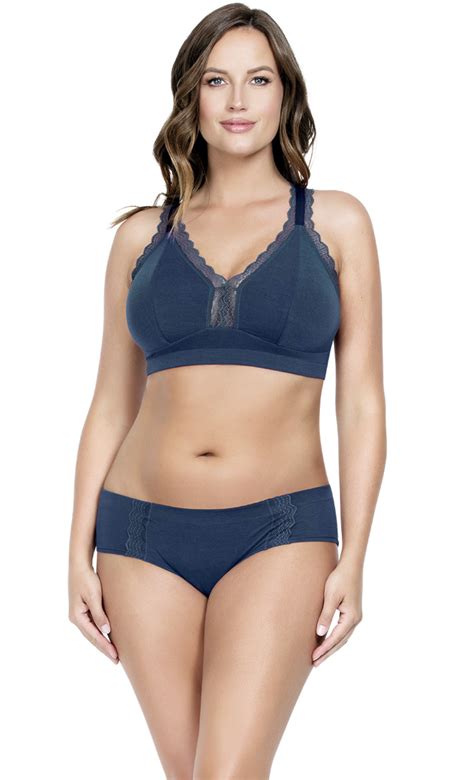 10 Pretty And Practical Full Bust Sleep Bras And Bralettes The Breast