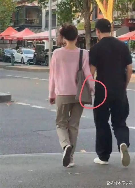 黄轩和女友在墨尔本被偶遇 他女友素颜很真实 娱乐风暴 温哥华港湾（电脑版）