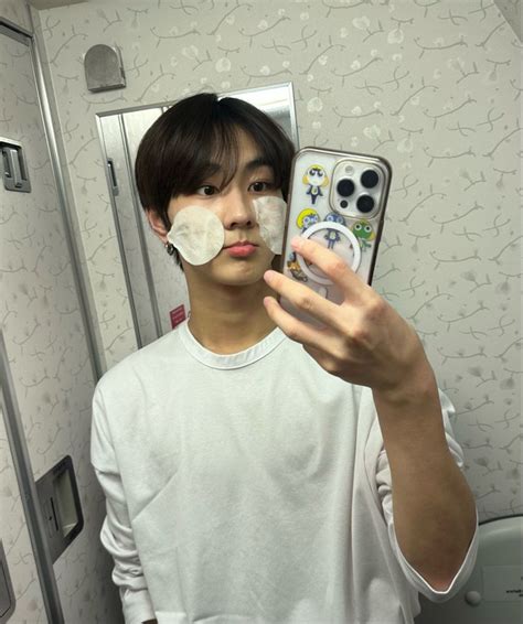 Jungwon Pic Boyfriend Pictures Kpop Cutie Patootie