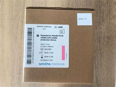 New Smiths Medical 4280 Jelco Hypodermic Needle Pro Needle W Needle
