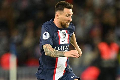 Jogadores De Futebol Mais Bem Pagos Do Mundo Em Forbes