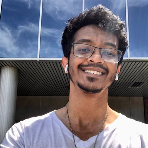Shafiq Imtiaz Shafiq Imtiaz Threads Say More