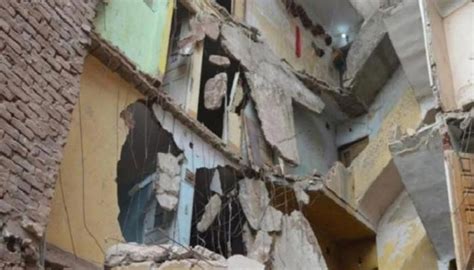 انهيار منزل من 3 أدوار بالقاهرة مصرع أم وطفليها
