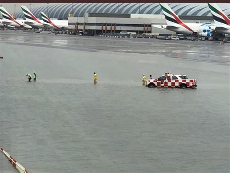 Chuva Torrencial Alaga O Aeroporto De Dubai E Resulta Em Voos Atrasados E Cancelados Aeroflap