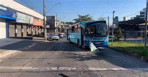 Acidente Entre ônibus E Caminhão Deixa Sete Pessoas Feridas Em Betim