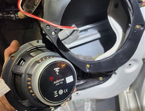 Loa phân tầng ASE 165 FOCAL | Lắp cánh trước ô tô.