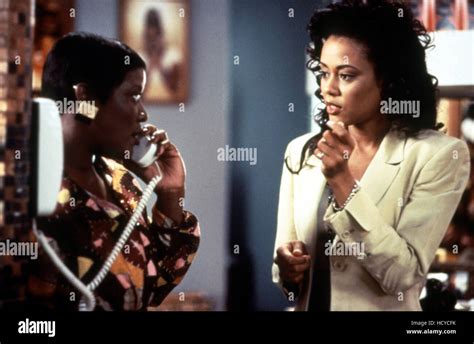 Waiting To Exhale Loretta Devine Lela Rochon 1995 Tm And Copyright