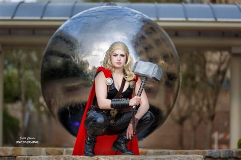 Self Genderbent Thor Ragnarok Cosplay By Bunnie Scrolller