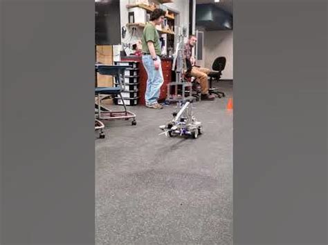 EGR 120 Robot Design Trial Run #1 - YouTube