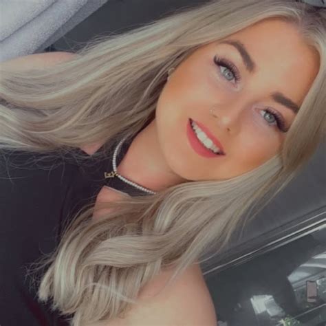 Emilyflinders On Threads