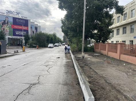 ХУД Богд Жавзандамба хутагтын гудамжны авто замын шинэчлэлтийн ажил