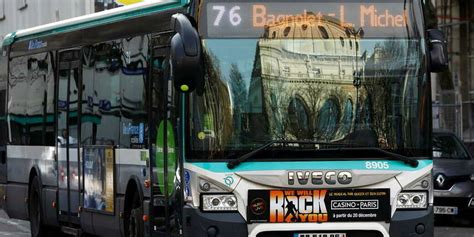 Paris A Ratp Bus Driver Makes A U Turn On The Ring Road World Today News