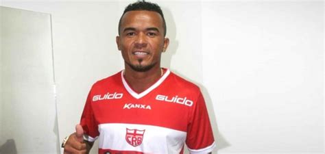 Crb Conta Com Artilheiro Da Série B Mas Precisa Melhorar Fora De Casa