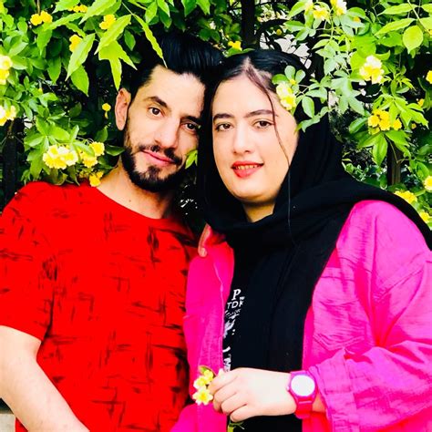 منتظر کامنت های زیبای تون هستم💕 احمد فامیلی