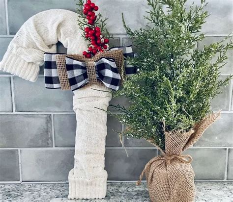 Fun Candy Cane Christmas Crafts And Decorations Ideas