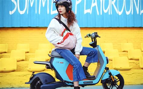 친환경 교통 수단 전동 스쿠터 Segway Ninbot 즐거움의 시작 Funshop