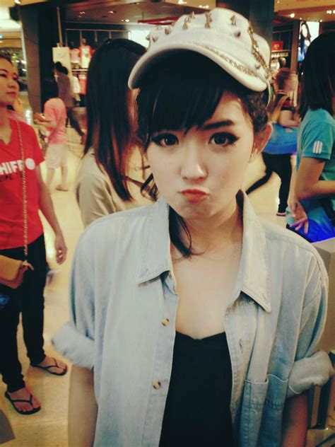 พี่เบียร์ ร ร ราชินีบูรณะ จ นครปฐม Dek