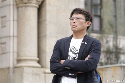 新聞 與藍合作罷免38綠委？黃國昌嗆綠「種什 看板 Gossiping Mo Ptt 鄉公所