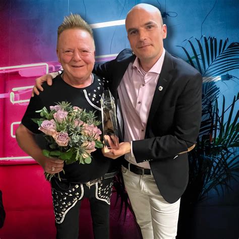 Lasse Stefanz Tog Emot Dansbandspriset Inför Ett Fullsatt Ekebo