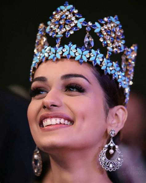 Manushi Chhillar Beautiful Bollywood Actress Beautiful Actresses