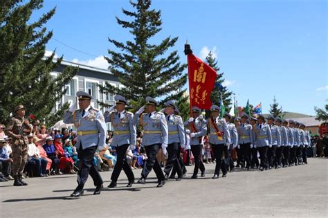 ТӨВ 100 Ёслол хүндэтгэлийн жагсаал төрийн далбаа мандуулах арга хэмжээ болов