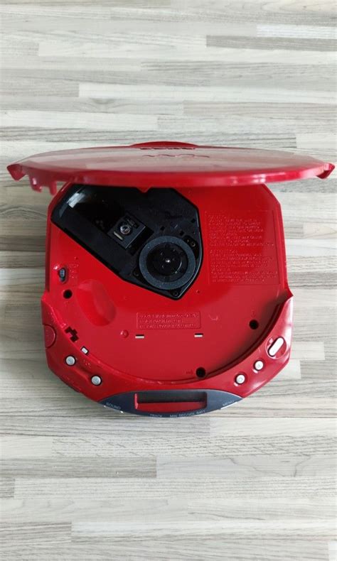 Sony Cd Walkman Red Edition D E220 Espmax Music Audio Player Discman