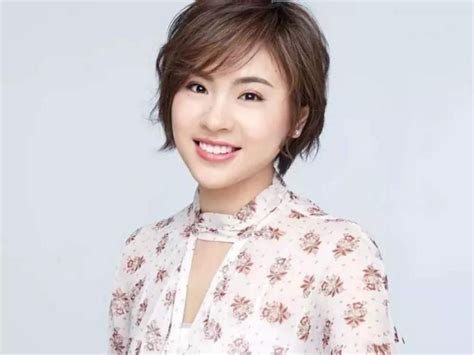 北大才女刘媛媛现状引争议，曾经的寒门学子，如今的带货女王 哔哩哔哩