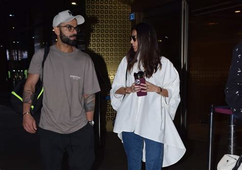 Virat Kohli Spotted At The Airport With Anushka Sharma After Losing Gt