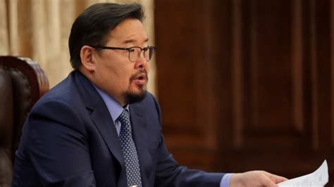 Г Занданшатар Ард түмний баялгаас хулгай хийсэн хэнбугай ч болов хуулийн хатуу цээрлэл хүлээх ёстой