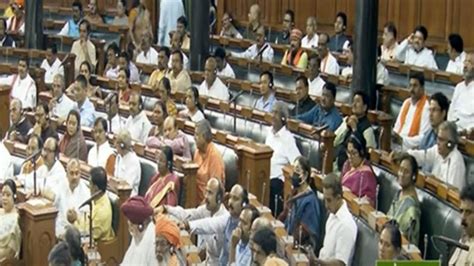 Womens Reservation Bill Lok Sabha Passes Nari Shakti Vandan Adhiniyam Bill By Votes To