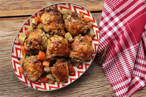 Sobrecoxa De Frango Com Batata Doce Maçã E Cenoura Mel E Pimenta