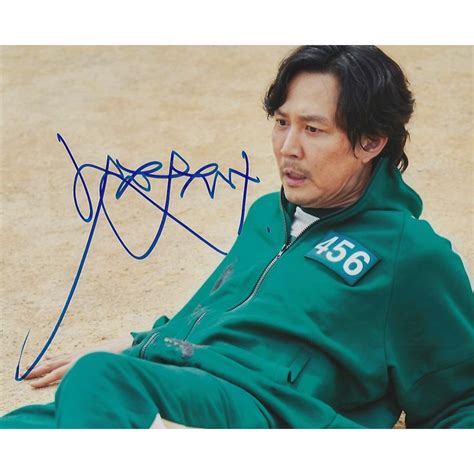 Jung Jae Lee Autograph