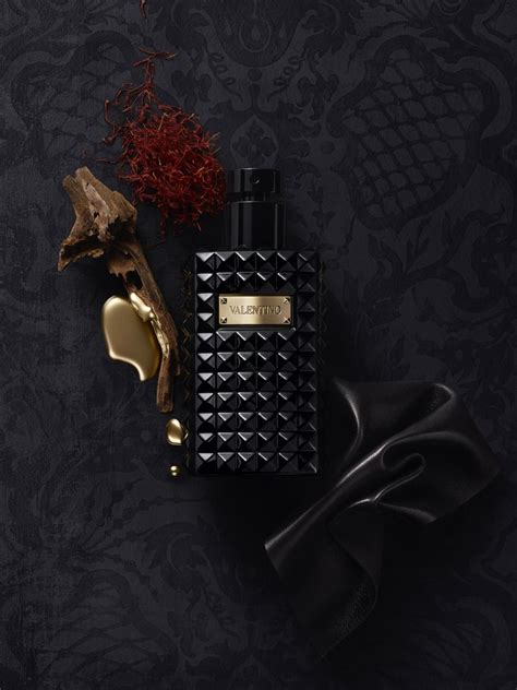 Valentino Noir Absolu Oud Essence Valentino Perfume A Fragrance For