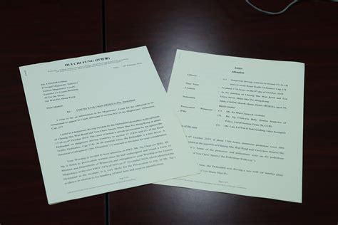 許智峯私人檢控撞示威者的士司機 批警縱容暴力、不起訴「藍絲」 獨媒報導 獨立媒體