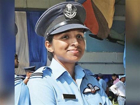 Meet Indias First And Only Woman Rafale Fighter Pilot To Guard Border
