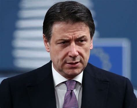 Giuseppe Conte Costretto A Fare Un Passo Indietro “mi Pento Non Sono