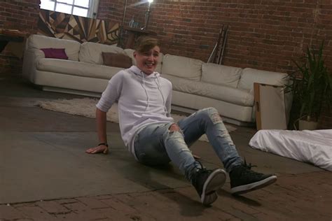 Isac Elliot Brings Art To Life Behind The Scenes Of His No One Else