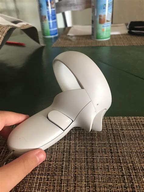 My Left Controller Keeps Spam Clicking Trigger Button Whenever Im In A