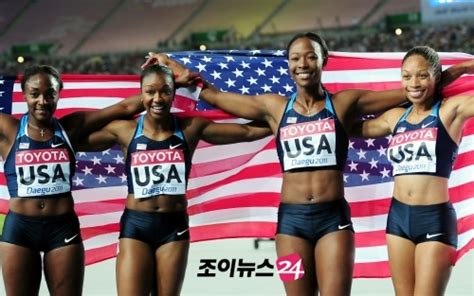 [대구육상]미국 여자 400m 계주 자메이카 제치고 금빛 트랙