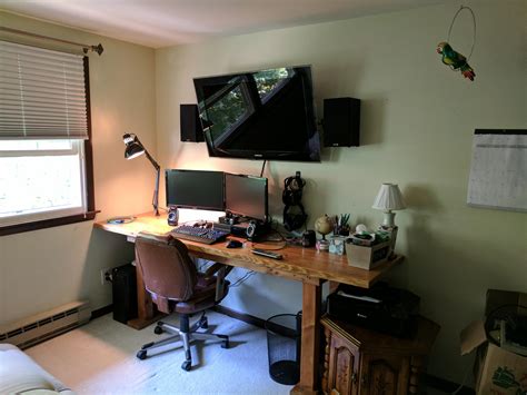 My Somewhat Messy Setup R Battlestations
