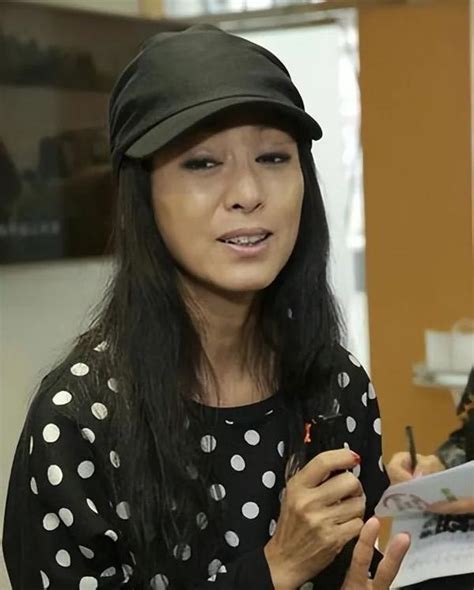 6大版本黄蓉：翁美玲最经典，朱茵最美，周迅却被“万人群嘲？” 知乎