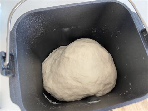 一緒にこねこね♪サクっともちっと米粉入りピザ きっずごはん